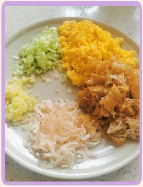 素茴香包子怎么做_素茴香包子蒸多久-第2张图片-山城妙识