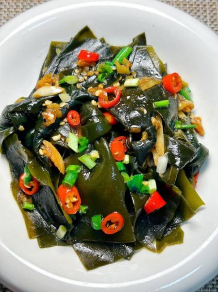 青椒炒海带怎么做_海带炒多久才熟-第1张图片-山城妙识 青椒炒海带怎么做_海带炒多久才熟-第1张图片-山城妙识