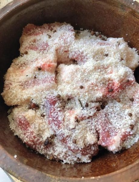 腌肉10斤肉放多少盐合适_腌肉盐比例怎么掌握-第2张图片-山城妙识 腌肉10斤肉放多少盐合适_腌肉盐比例怎么掌握-第2张图片-山城妙识