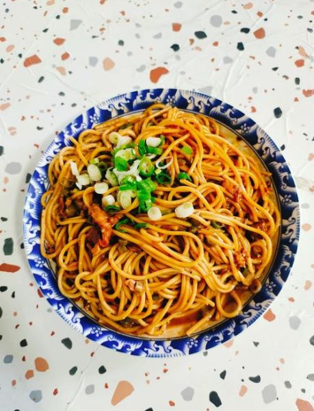 自制热干面怎么做_热干面芝麻酱怎么调-第1张图片-山城妙识