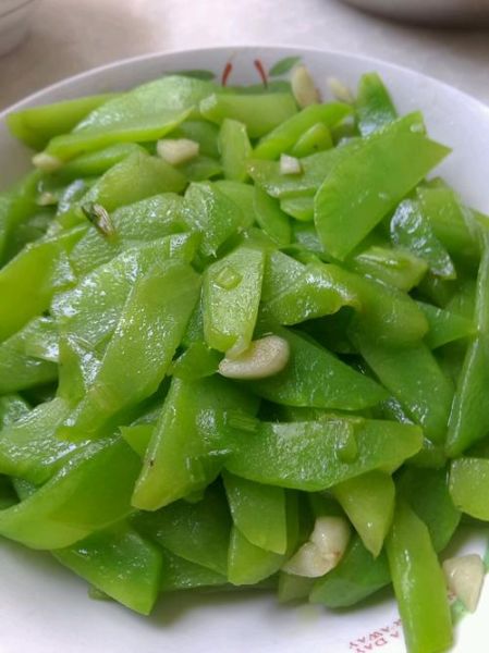 清炒莴笋片要不要焯水_焯水后口感如何-第2张图片-山城妙识 清炒莴笋片要不要焯水_焯水后口感如何-第2张图片-山城妙识