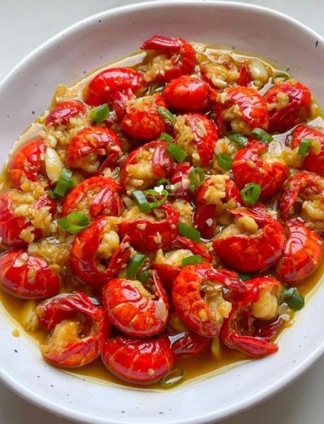 龙虾尾怎么做好吃_蒜蓉清蒸做法-第1张图片-山城妙识 龙虾尾怎么做好吃_蒜蓉清蒸做法-第1张图片-山城妙识