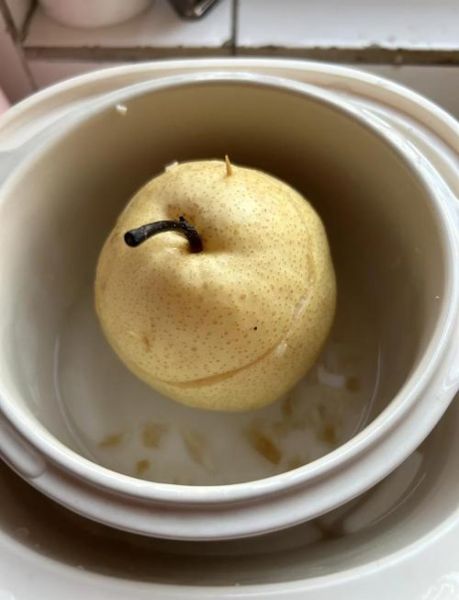 川贝炖雪梨的正确吃法_川贝炖雪梨什么时候吃最好-第3张图片-山城妙识