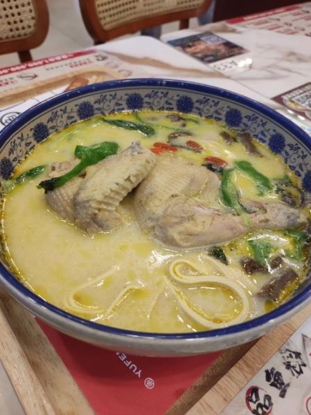 鸡汤面怎么做才好吃_鸡汤面汤底怎么熬-第1张图片-山城妙识