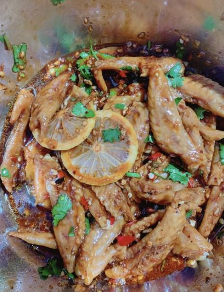 泡鸡翅尖的做法大全_如何做出酸辣爽脆的泡鸡翅尖-第1张图片-山城妙识 泡鸡翅尖的做法大全_如何做出酸辣爽脆的泡鸡翅尖-第1张图片-山城妙识