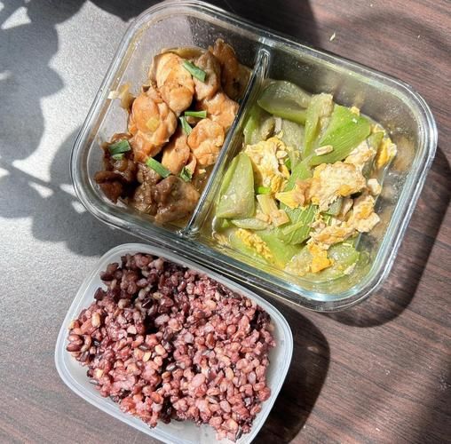 午饭吃什么有营养又不胖_上班族减脂午餐推荐-第1张图片-山城妙识