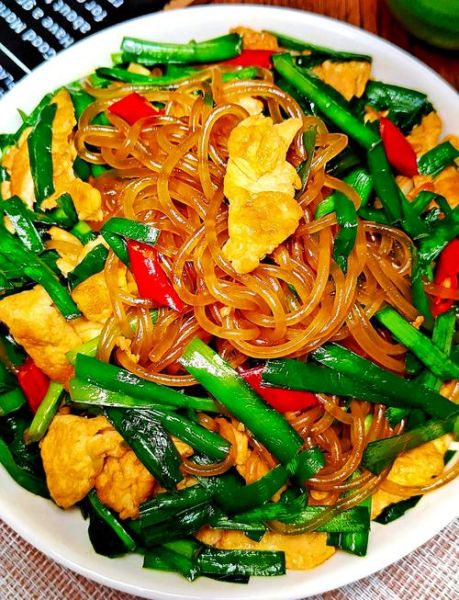 素炒粉条怎么做好吃_素炒粉条的家常做法步骤-第1张图片-山城妙识