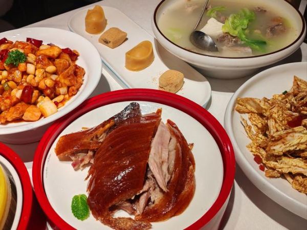 北京烤鸭怎么吃_北京烤鸭正确吃法-第2张图片-山城妙识