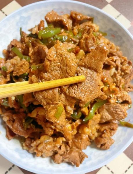 爆炒羊肉怎么炒才嫩_家常辣炒羊肉做法-第1张图片-山城妙识