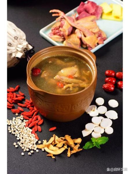 乳鸽汤怎么做最滋补窍门_乳鸽汤用什么药材最补-第3张图片-山城妙识