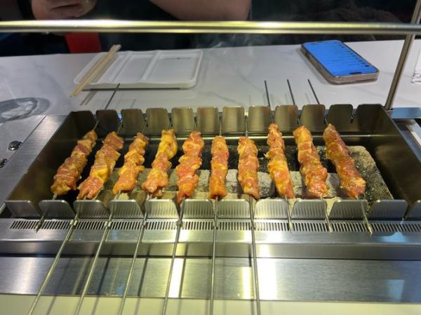 羊肉串怎么腌制才嫩_炭火烤多久才香-第3张图片-山城妙识