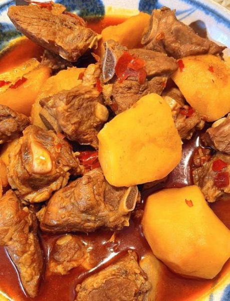 土豆炖排骨的功效_适合什么人吃-第1张图片-山城妙识