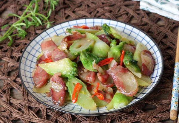 排毒养颜吃什么好_排毒养颜的食物有哪些-第2张图片-山城妙识