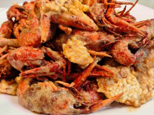 咸蛋黄小龙虾怎么做_咸蛋黄小龙虾热量高吗-第3张图片-山城妙识 咸蛋黄小龙虾怎么做_咸蛋黄小龙虾热量高吗-第3张图片-山城妙识