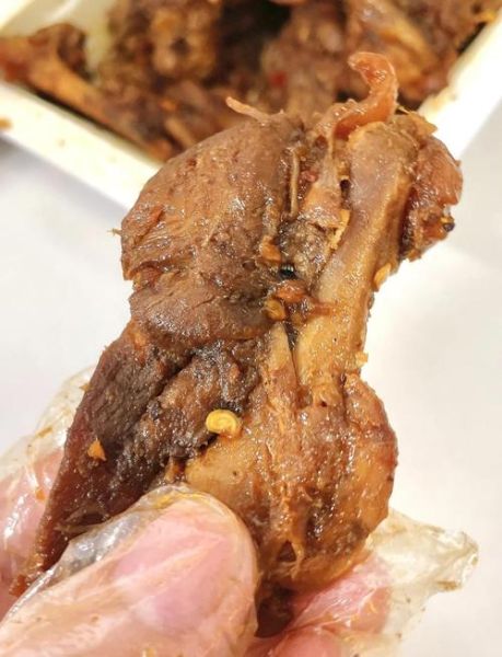 鸭锁骨怎么做好吃_鸭锁骨的做法大全-第1张图片-山城妙识