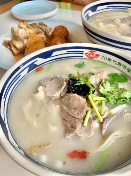 正宗烩面片怎么做_烩面片汤头如何熬制-第1张图片-山城妙识