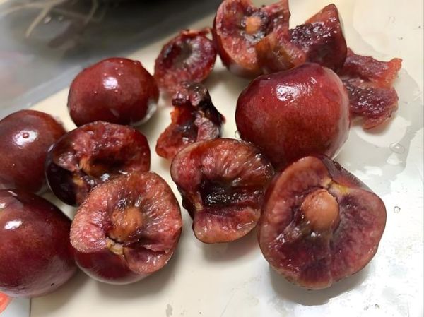 吃5斤车厘子死了_车厘子中毒真相-第3张图片-山城妙识