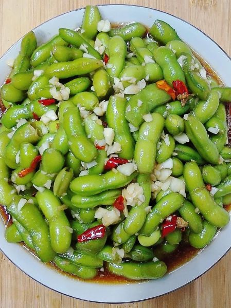 凉拌毛豆怎么煮才翠绿又入味_毛豆焯水几分钟最好-第2张图片-山城妙识 凉拌毛豆怎么煮才翠绿又入味_毛豆焯水几分钟最好-第2张图片-山城妙识