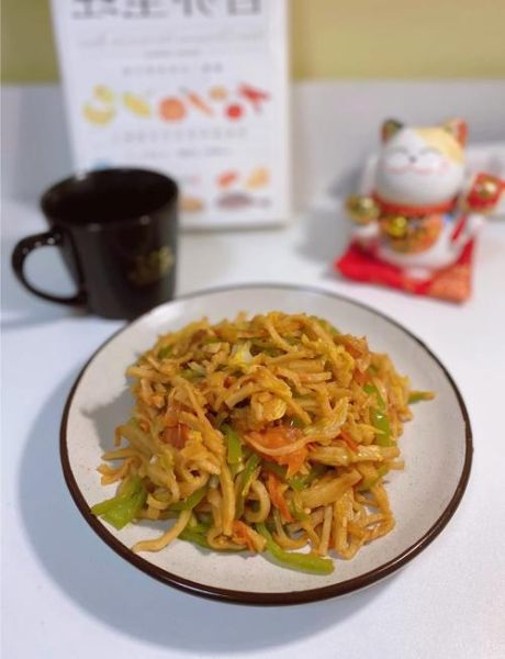 素炒饼的家常做法_素炒饼怎么炒才好吃-第2张图片-山城妙识