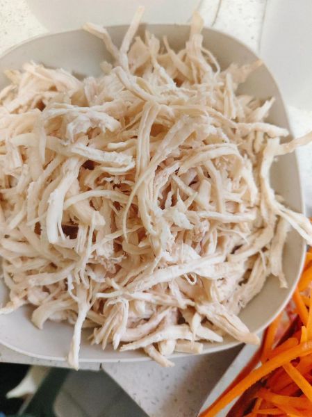 鸡丝凉面怎么做_家常鸡丝凉面做法-第2张图片-山城妙识