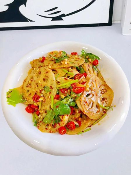 凉拌藕片怎么做法_藕片焯水几分钟才脆-第2张图片-山城妙识 凉拌藕片怎么做法_藕片焯水几分钟才脆-第2张图片-山城妙识