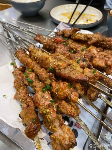 木炭烤羊肉串烤几分钟_木炭烤羊肉串多久熟-第3张图片-山城妙识