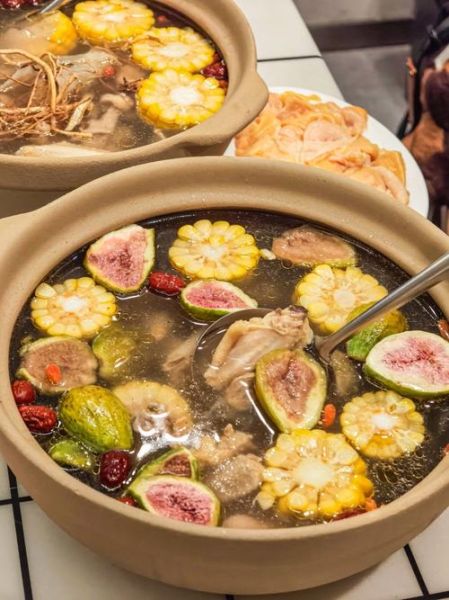 清汤土鸡火锅怎么做_土鸡火锅汤底如何熬-第2张图片-山城妙识