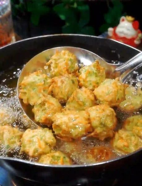 炸萝卜豆腐丸子怎么做_萝卜豆腐丸子酥脆秘诀-第2张图片-山城妙识 炸萝卜豆腐丸子怎么做_萝卜豆腐丸子酥脆秘诀-第2张图片-山城妙识