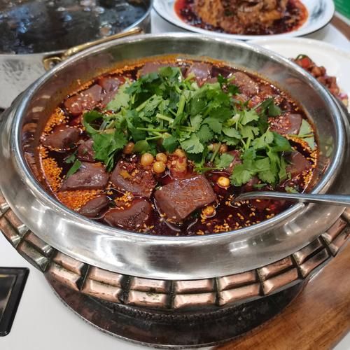 血旺热量是多少_减肥能吃血旺吗-第3张图片-山城妙识