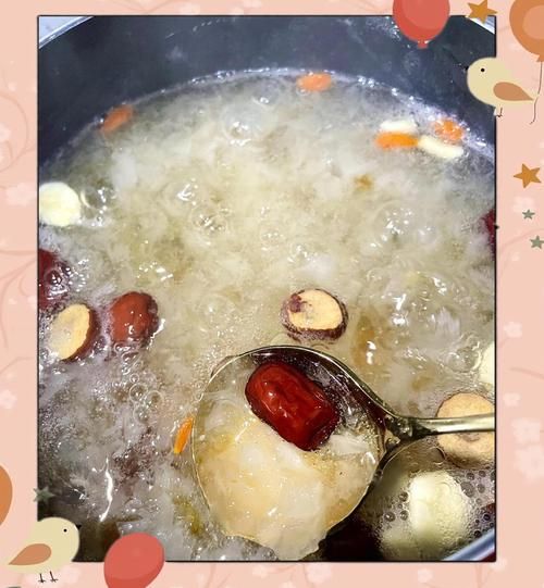 冰糖银耳汤怎么熬_冰糖银耳汤熬多久-第2张图片-山城妙识 冰糖银耳汤怎么熬_冰糖银耳汤熬多久-第2张图片-山城妙识