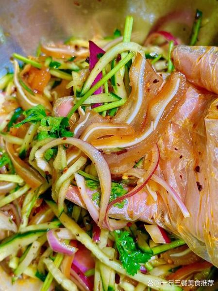 猪耳朵怎么凉拌好吃_猪耳朵凉拌做法大全-第3张图片-山城妙识 猪耳朵怎么凉拌好吃_猪耳朵凉拌做法大全-第3张图片-山城妙识