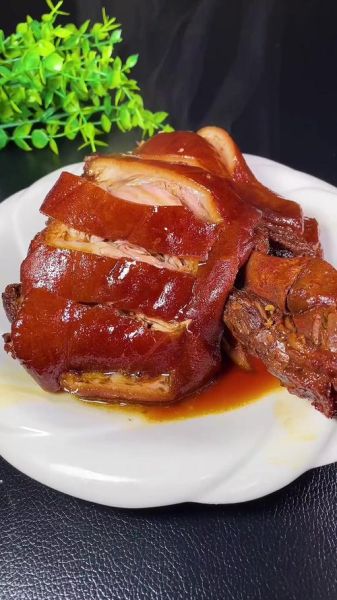 肘子怎么做好吃_红烧肘子最正宗的做法-第3张图片-山城妙识 肘子怎么做好吃_红烧肘子最正宗的做法-第3张图片-山城妙识