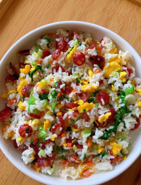 香肠炒饭怎么做_家常香肠炒饭做法大全-第3张图片-山城妙识