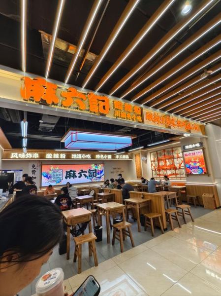 酸辣粉店面装修多少钱_酸辣粉店装修风格有哪些-第2张图片-山城妙识