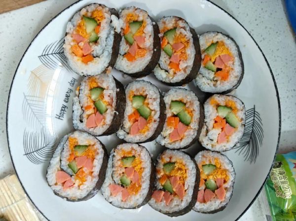 自制寿司怎么做_家庭寿司卷做法-第3张图片-山城妙识 自制寿司怎么做_家庭寿司卷做法-第3张图片-山城妙识