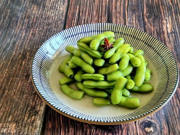 盐水毛豆怎么煮才入味_盐水毛豆的做法大全-第1张图片-山城妙识 盐水毛豆怎么煮才入味_盐水毛豆的做法大全-第1张图片-山城妙识