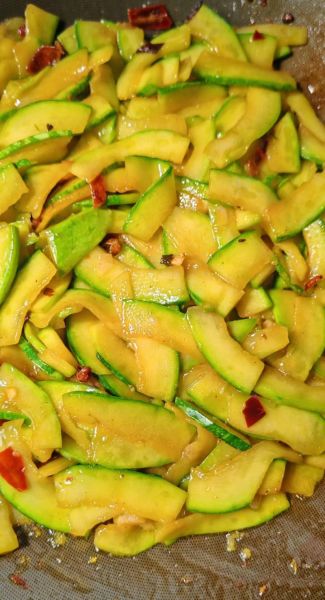 南瓜炒菜怎么炒好吃_南瓜炒菜的家常做法-第3张图片-山城妙识 南瓜炒菜怎么炒好吃_南瓜炒菜的家常做法-第3张图片-山城妙识