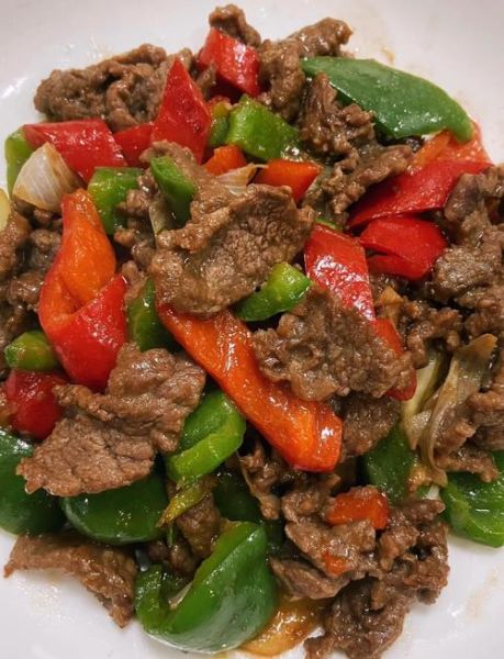 牛肉炒什么菜好吃_牛肉搭配哪些蔬菜炒更嫩-第1张图片-山城妙识