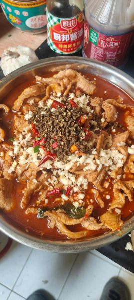 水煮肉片怎么做才嫩_水煮肉片家常做法-第2张图片-山城妙识