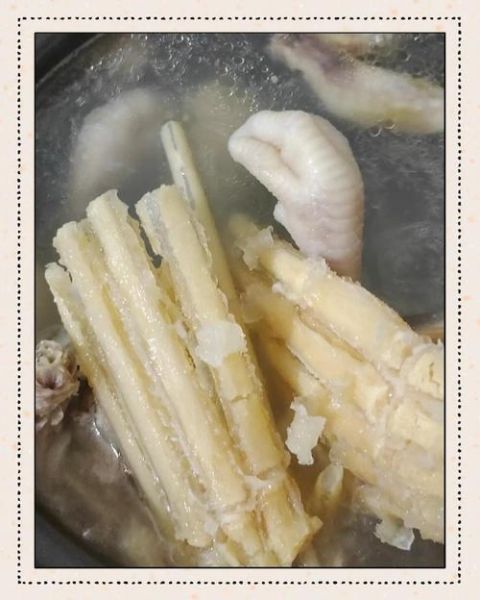 鱼翅骨煲汤的做法大全_如何去除腥味-第1张图片-山城妙识