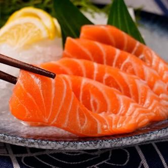 三文鱼刺身怎么切_三文鱼刺身刀工全过程-第2张图片-山城妙识 三文鱼刺身怎么切_三文鱼刺身刀工全过程-第2张图片-山城妙识