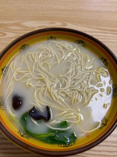 鱼汤面小说讲了什么_鱼汤面小说结局解析-第1张图片-山城妙识