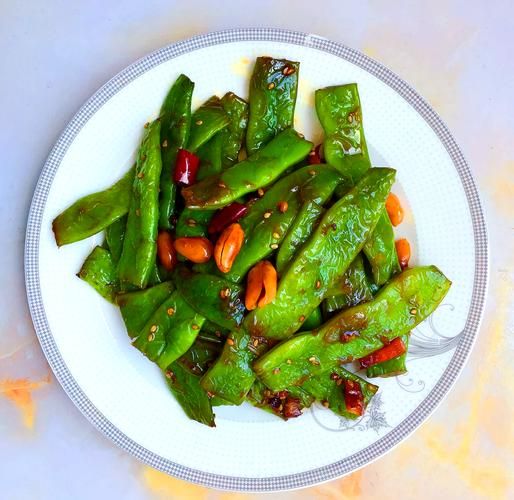 大扁豆角怎么炒好吃_大扁豆角炒多久才熟-第1张图片-山城妙识