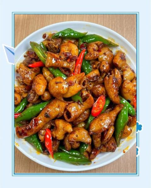 香辣干锅肥肠家常做法_怎么去除肥肠异味-第2张图片-山城妙识