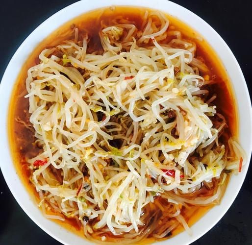 黄豆芽怎么拌好吃_黄豆芽凉拌做法大全-第3张图片-山城妙识