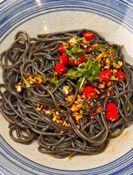 蕨根粉的功效与副作用_蕨根粉能减肥吗-第1张图片-山城妙识