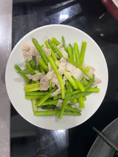 芦笋炒什么肉最好吃_芦笋搭配什么蔬菜最鲜-第2张图片-山城妙识