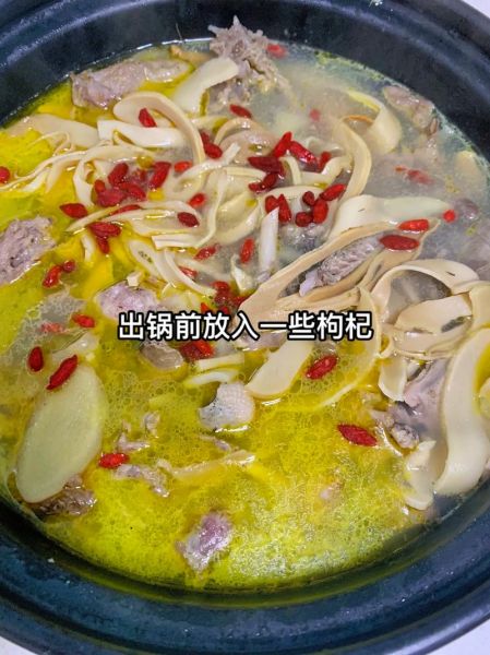 笋干老鸭煲怎么做_笋干老鸭煲的正宗做法-第3张图片-山城妙识