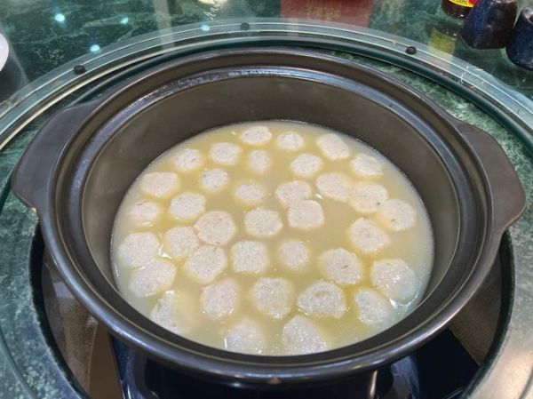 宝宝鱼丸子怎么做_宝宝吃鱼丸子会过敏吗-第3张图片-山城妙识