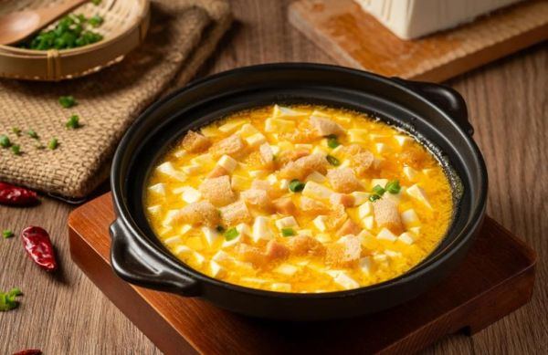 蟹黄豆腐虾仁怎么做_蟹黄豆腐虾仁热量高吗-第2张图片-山城妙识